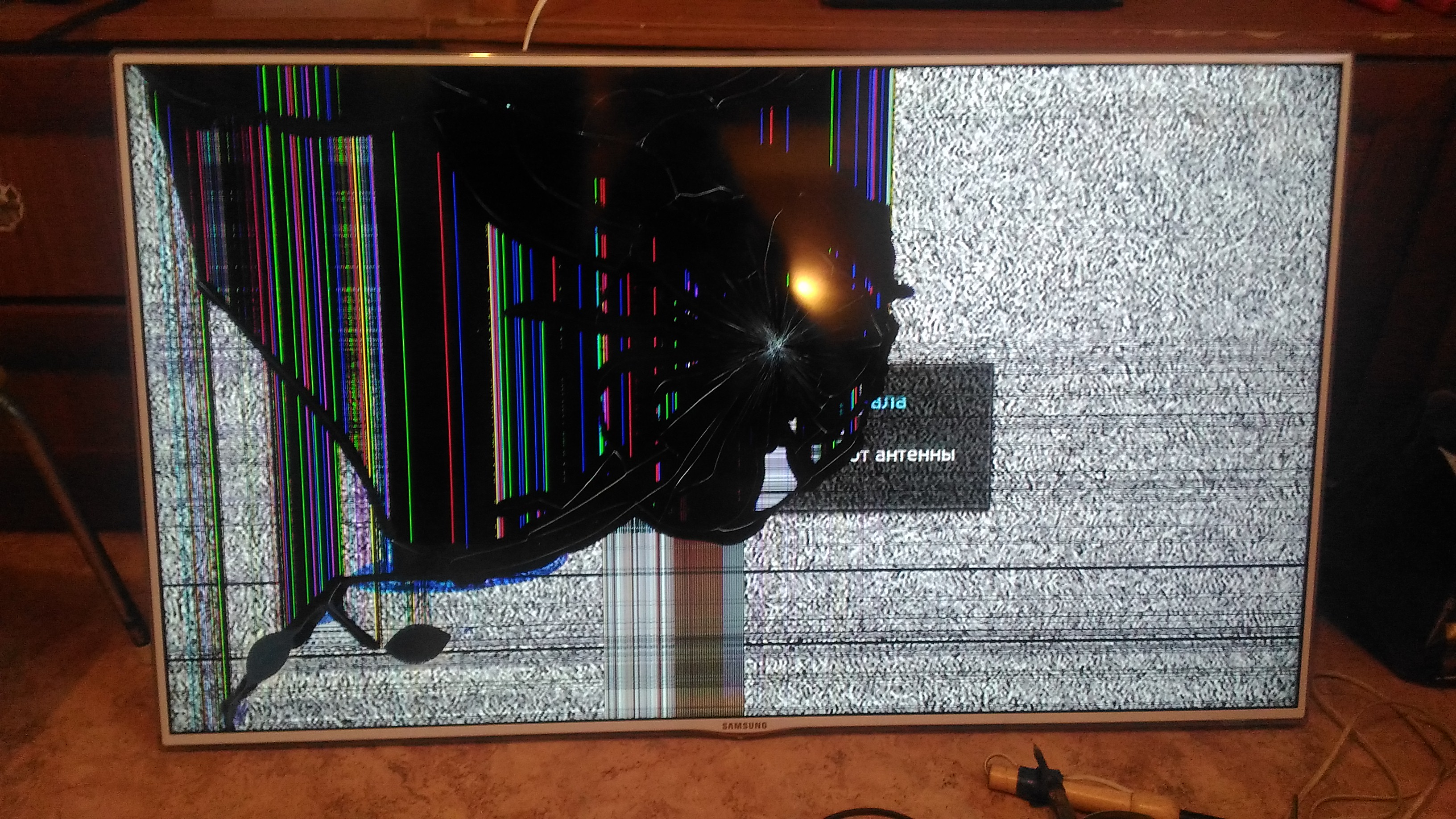 Сколько стоит монитор на эту модель? Samsung UE40F6510AB