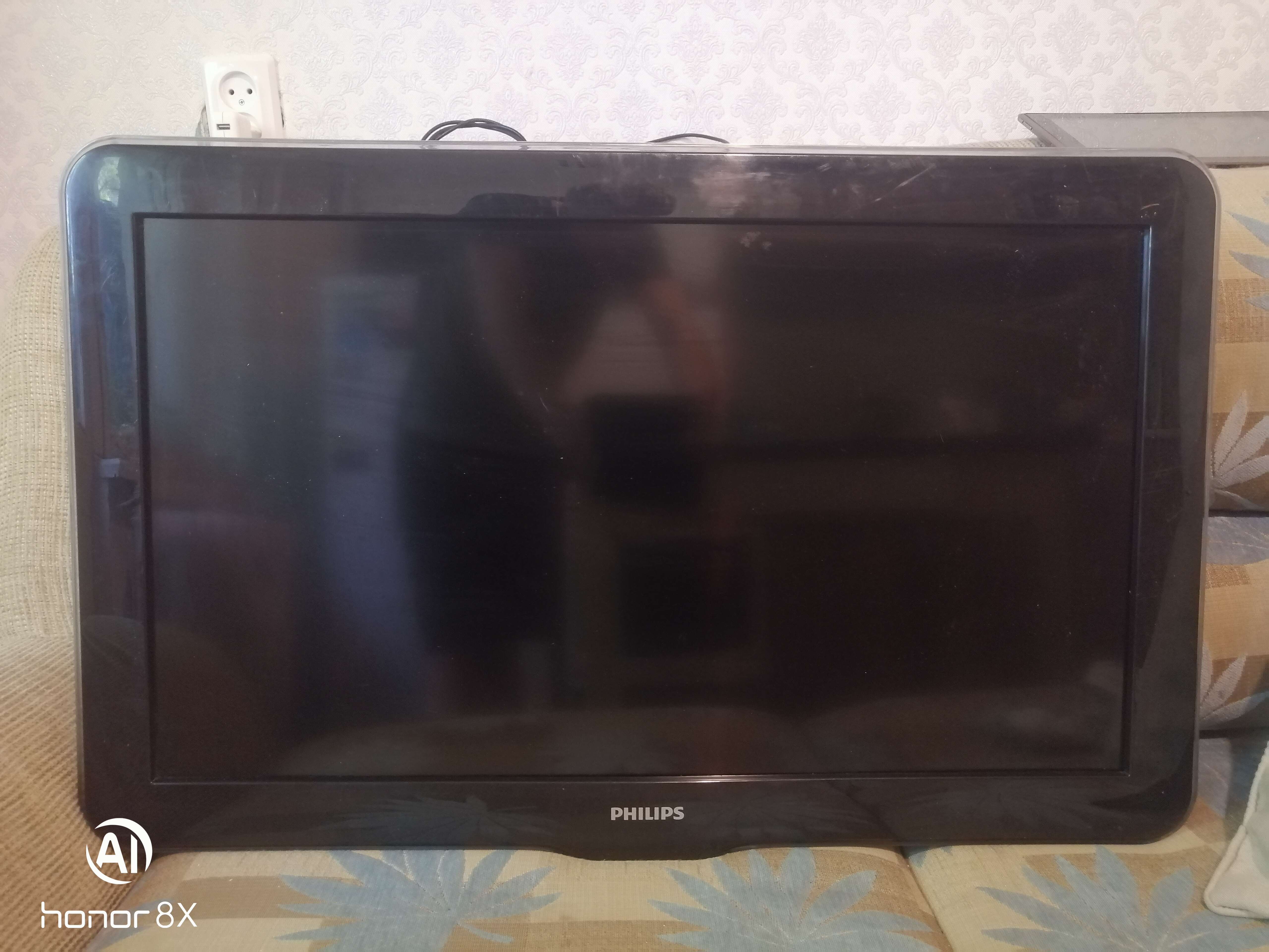 Модель моего телевизора philips 32pfl5404/60 после удара перестал ...